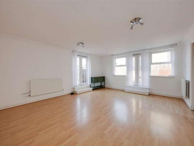 2 Bedroom Apartment Flat