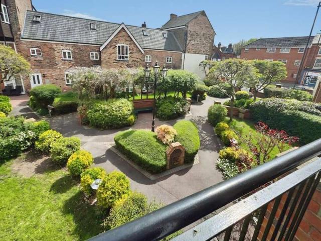 2 Bedroom Apartment Flat