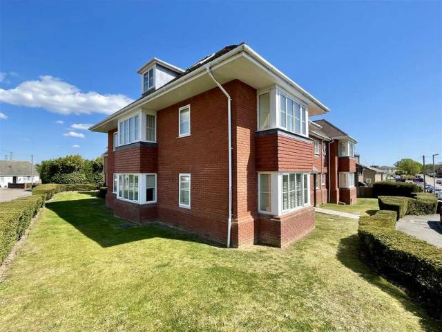 2 Bedroom Apartment Flat