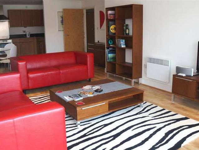 2 Bedroom Apartment Flat