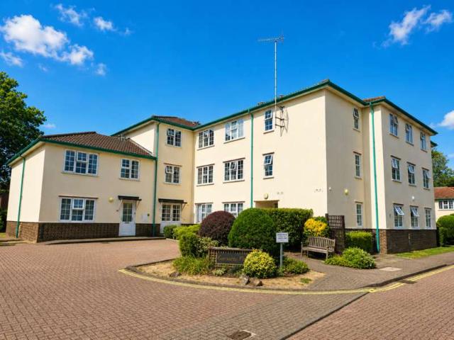 2 Bedroom Apartment Flat