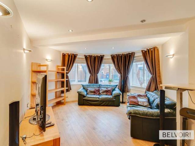 10 Bedroom Apartment Flat