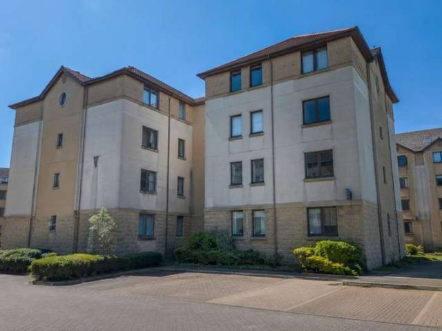 2 Bedroom Apartment Flat