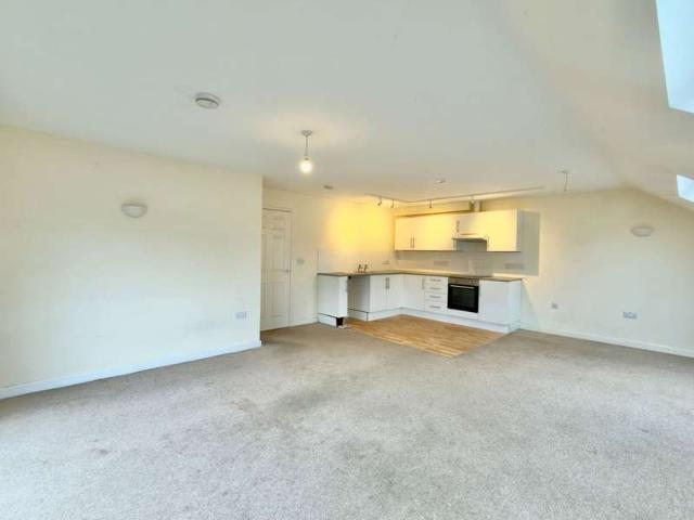 2 Bedroom Apartment Flat