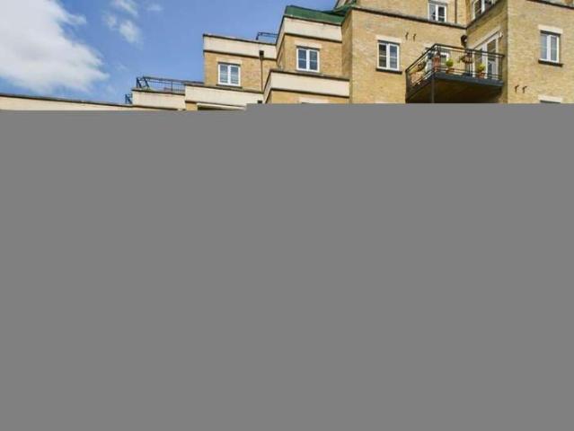 2 Bedroom Apartment Flat