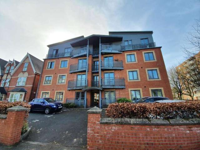 2 Bedroom Apartment Flat