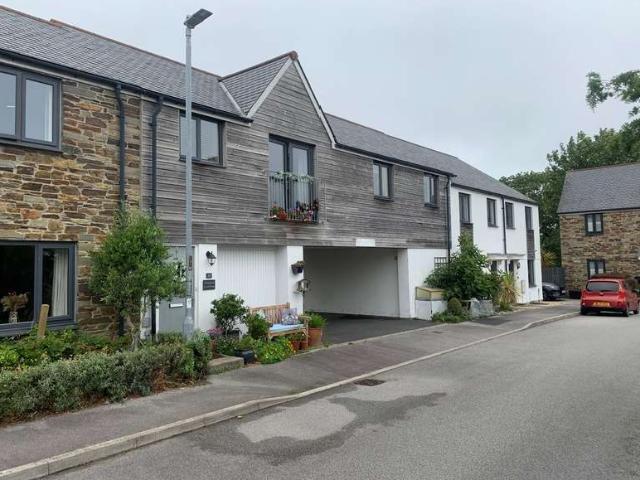2 Bedroom Apartment Flat