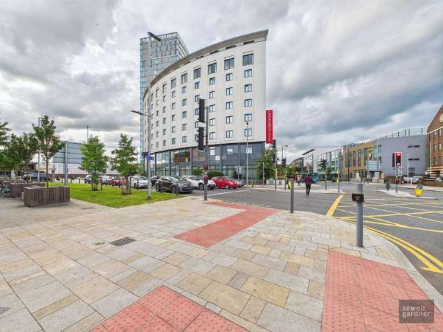 2 Bedroom Apartment Flat