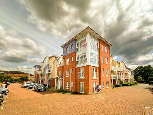 2 Bedroom Apartment Flat