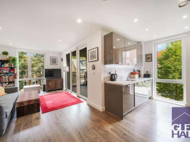 2 Bedroom Apartment Flat