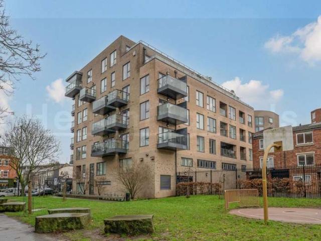2 Bedroom Apartment Flat