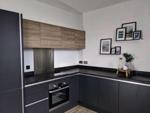 2 Bedroom Apartment Flat
