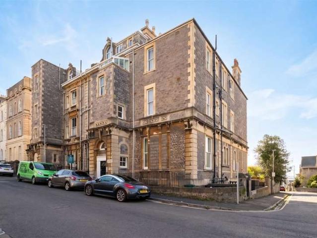 2 Bedroom Apartment Flat