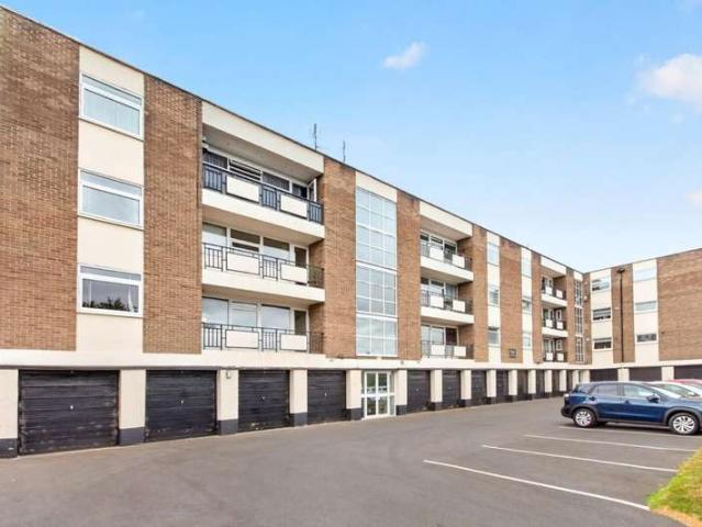 2 Bedroom Apartment Flat
