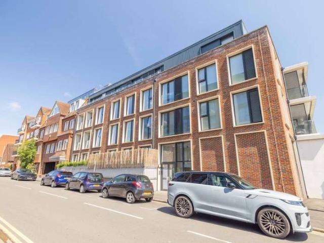 2 Bedroom Apartment Flat