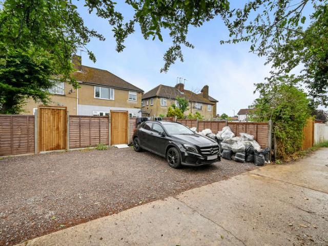 2 Bedroom Apartment Flat