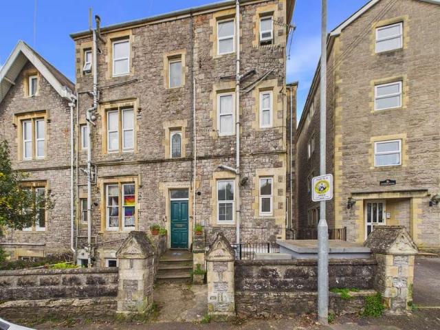 2 Bedroom Apartment Flat