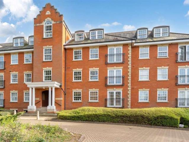 2 Bedroom Apartment Flat