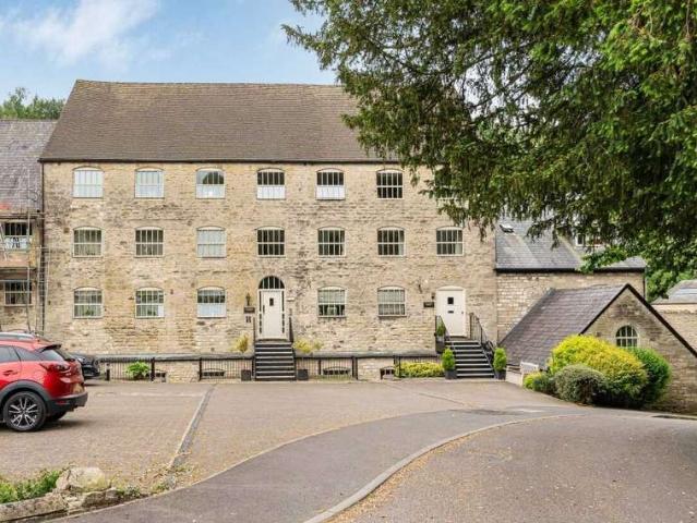 2 Bedroom Apartment Flat