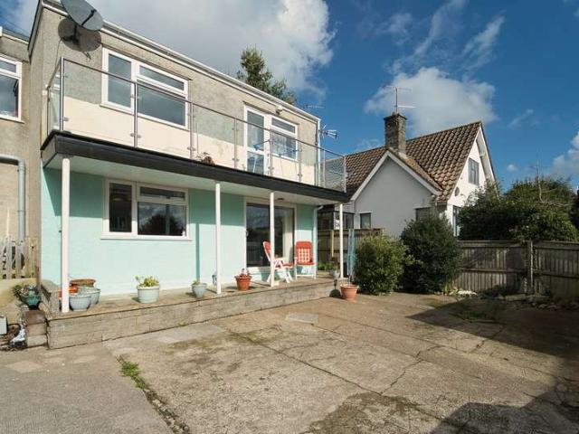 2 Bedroom Apartment Flat