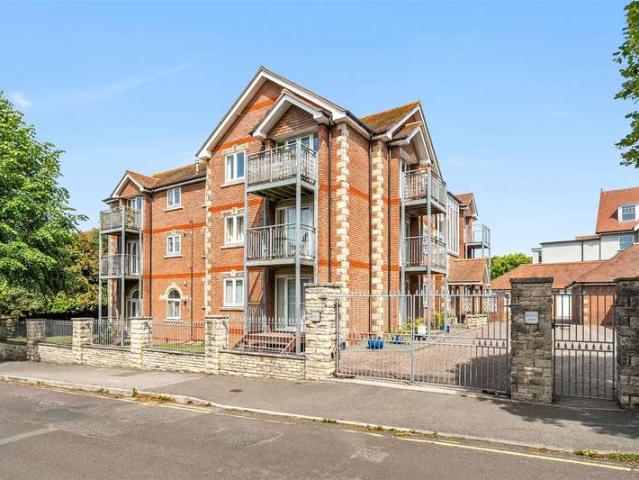 2 Bedroom Apartment Flat