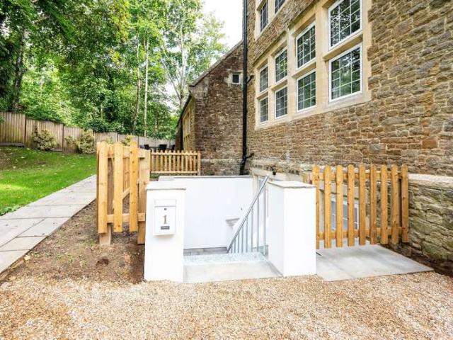 2 Bedroom Apartment Flat