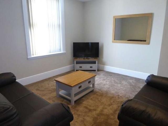 2 Bedroom Apartment Flat