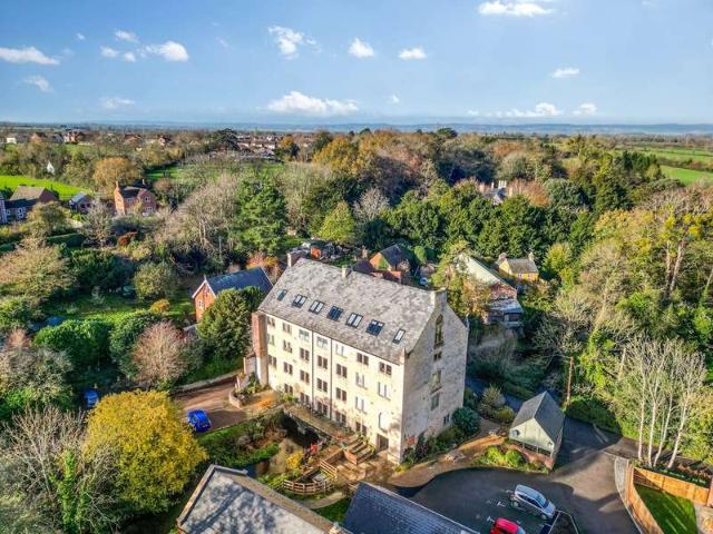 2 Bedroom Apartment Flat