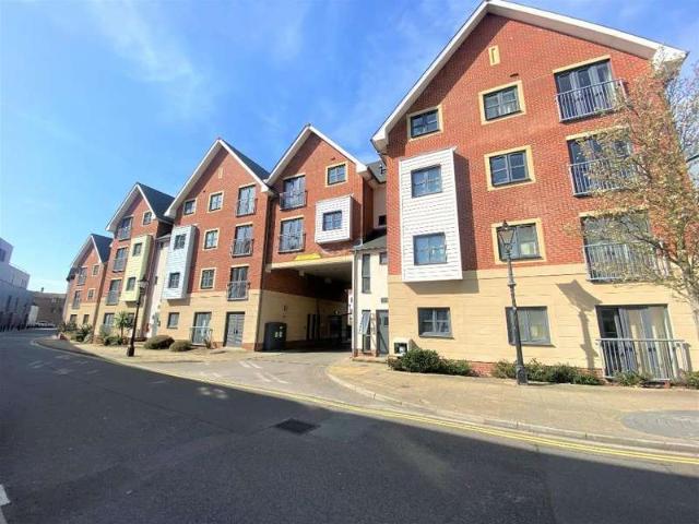 2 Bedroom Apartment Flat