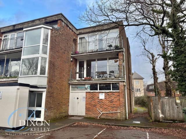 2 Bedroom Apartment Flat