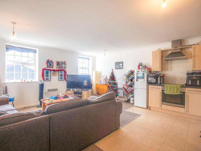 2 Bedroom Apartment Flat