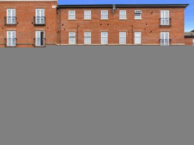 2 Bedroom Apartment Flat