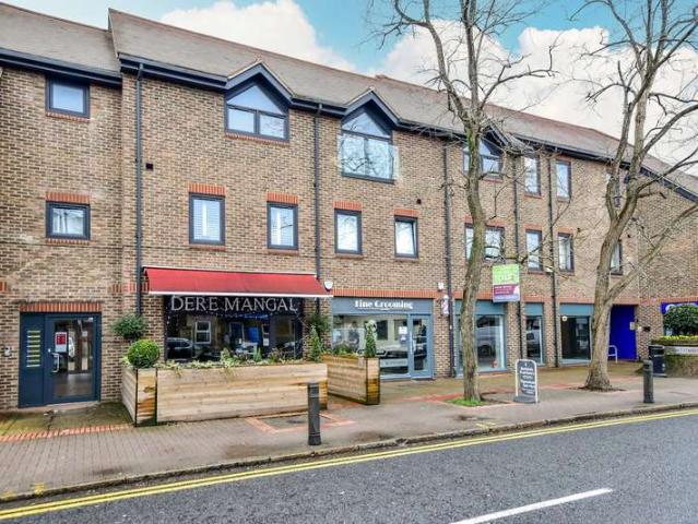 2 Bedroom Apartment Flat