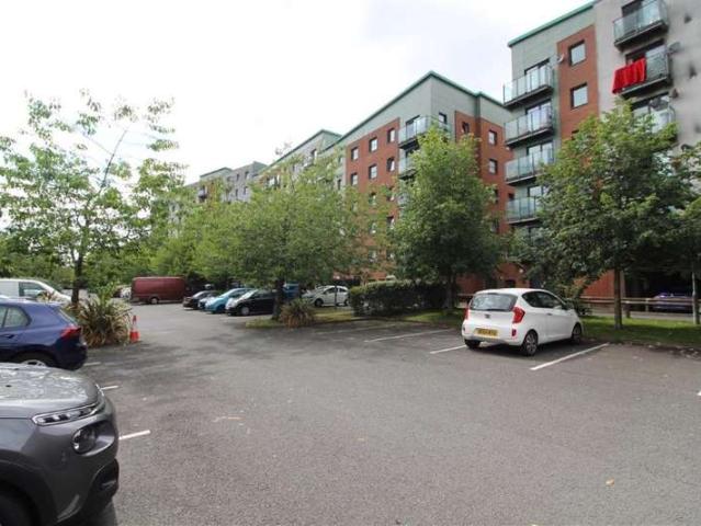 2 Bedroom Apartment Flat