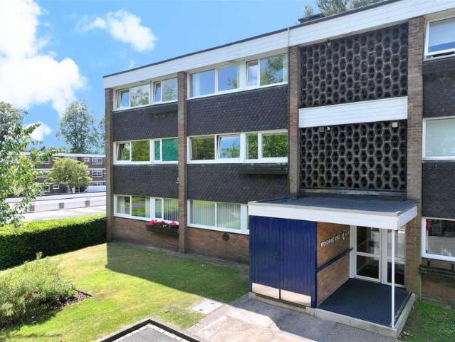 2 Bedroom Apartment Flat