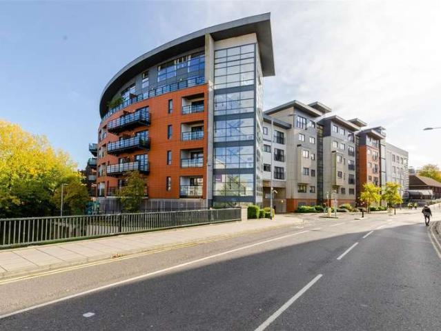 2 Bedroom Apartment Flat