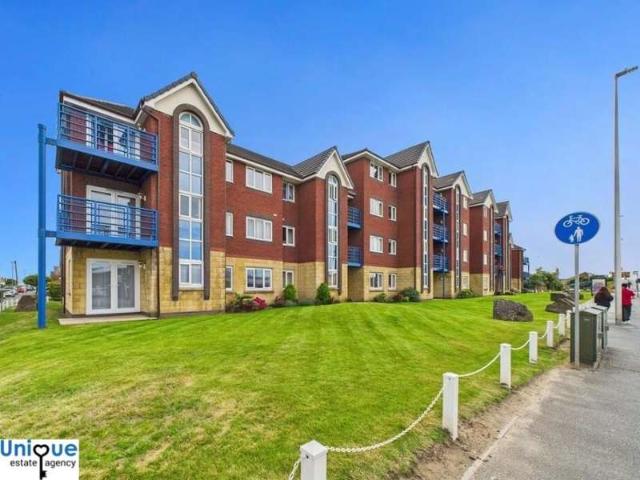 2 Bedroom Apartment Flat