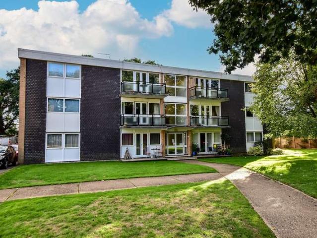 2 Bedroom Apartment Flat