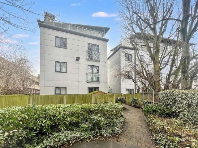 2 Bedroom Apartment Flat