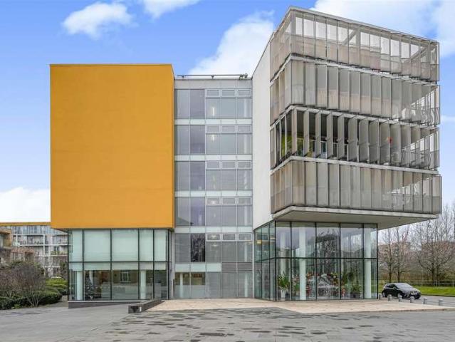 2 Bedroom Apartment Flat