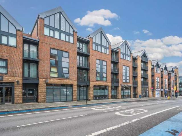 2 Bedroom Apartment Flat