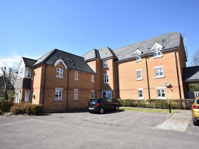 2 Bedroom Apartment Flat