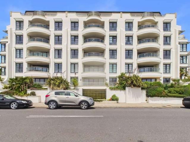 2 Bedroom Apartment Flat