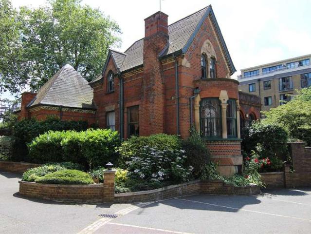 2 Bedroom Apartment Flat