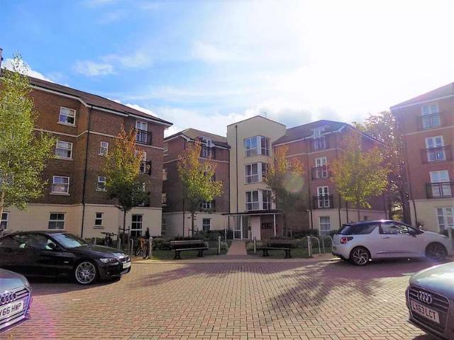 2 Bedroom Apartment Flat