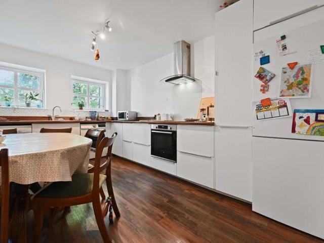 2 Bedroom Apartment Flat