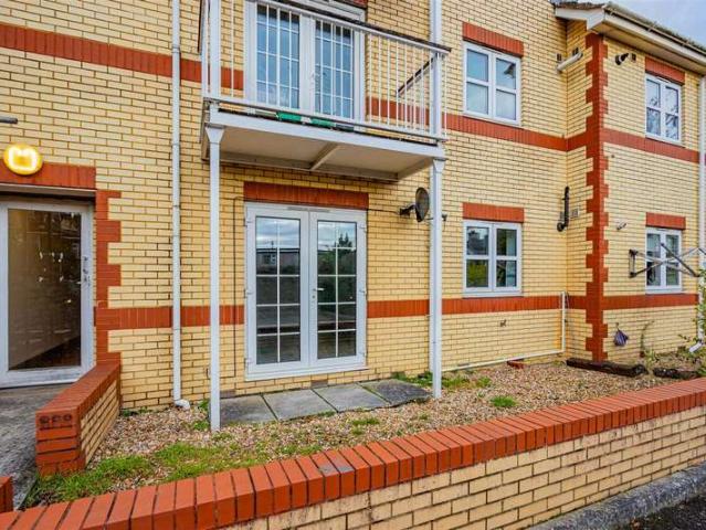 2 Bedroom Apartment Flat