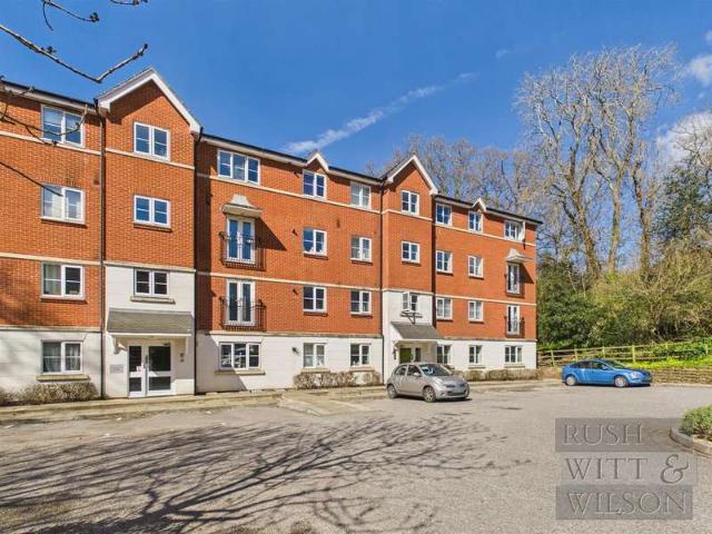 2 Bedroom Apartment Flat