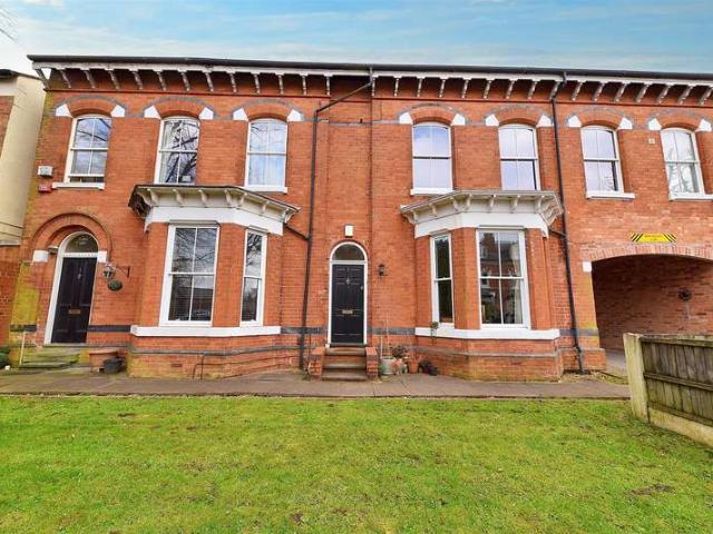 2 Bedroom Apartment Flat