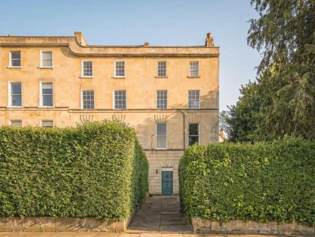 2 Bedroom Apartment Flat